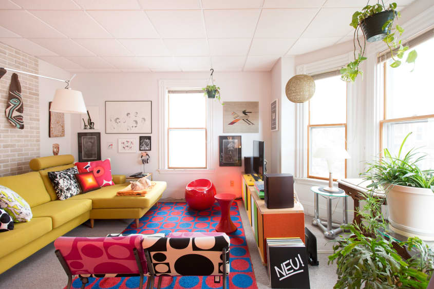 House Tour: A Bold Maximalist Massachusetts Rental | Apartment Therapy