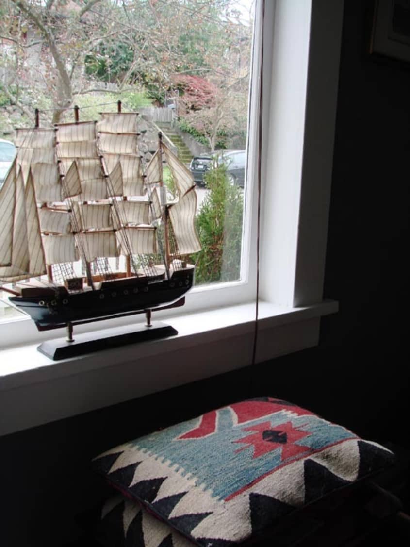 Michele & Ryan Tansey’s Antiquarian Hideaway | Apartment Therapy