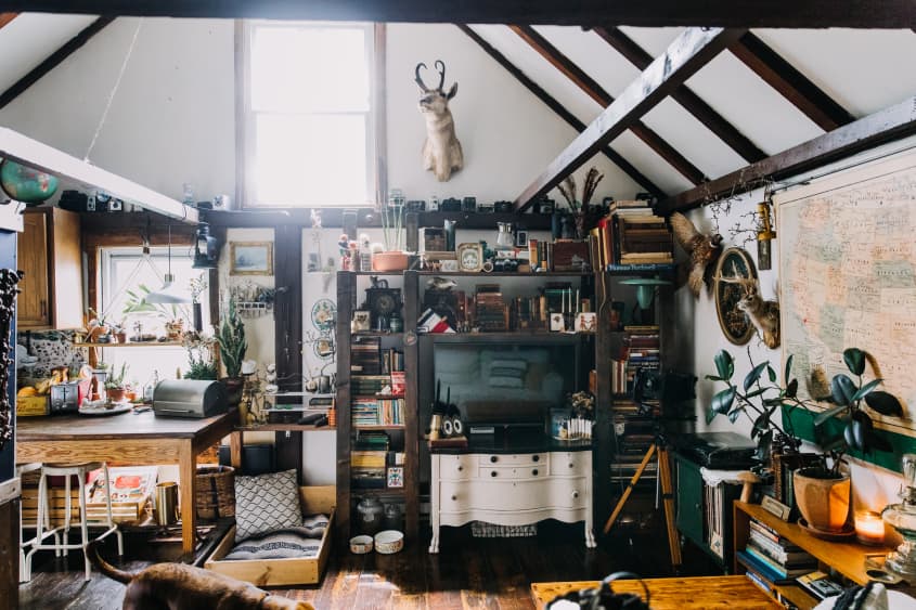 Tiny House Tour: A 370-Square-Foot Carriage House | Apartment Therapy