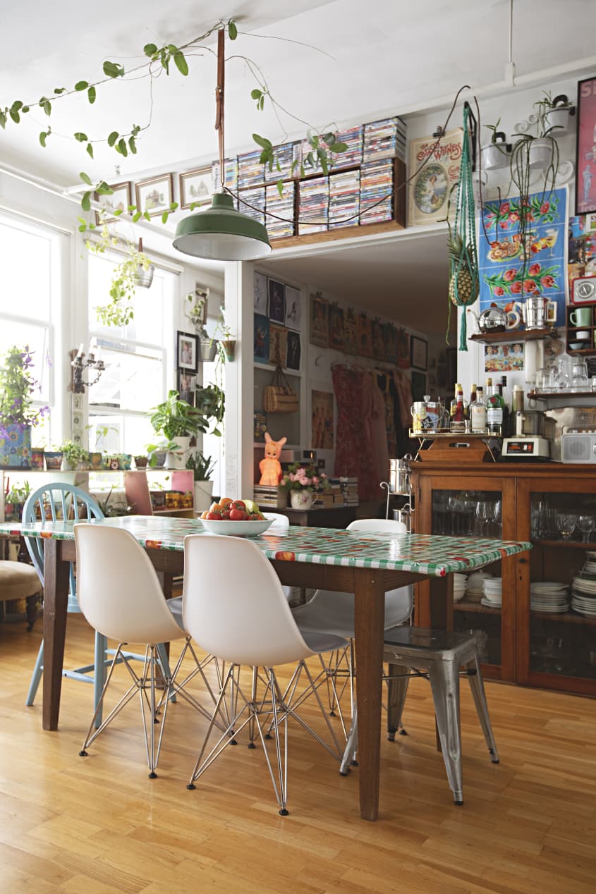 A “Sentimental Maximalist” Australian Home Has Disco Balls in the ...