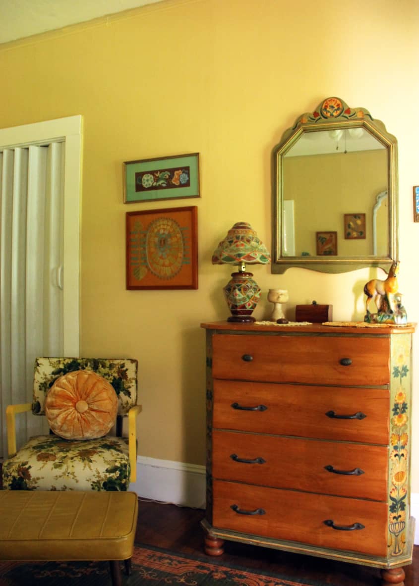 House Tour: An Eclectic Cottage in the Mountains | Apartment Therapy