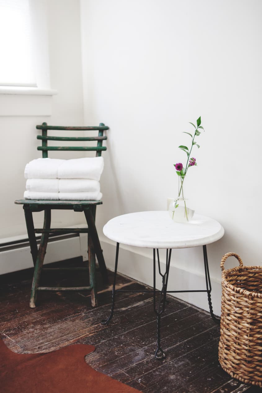 Hotel Tour: A Rustic Inn's Guest Rooms & Cottage | Apartment Therapy