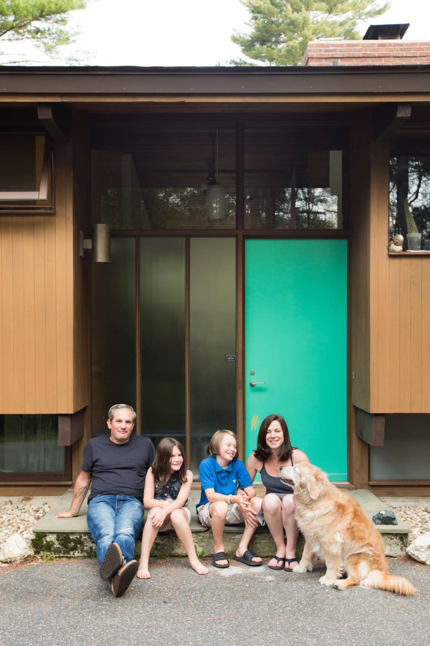 House Tour: Sunny, Mid-Century Modern Style Family Home | Apartment Therapy