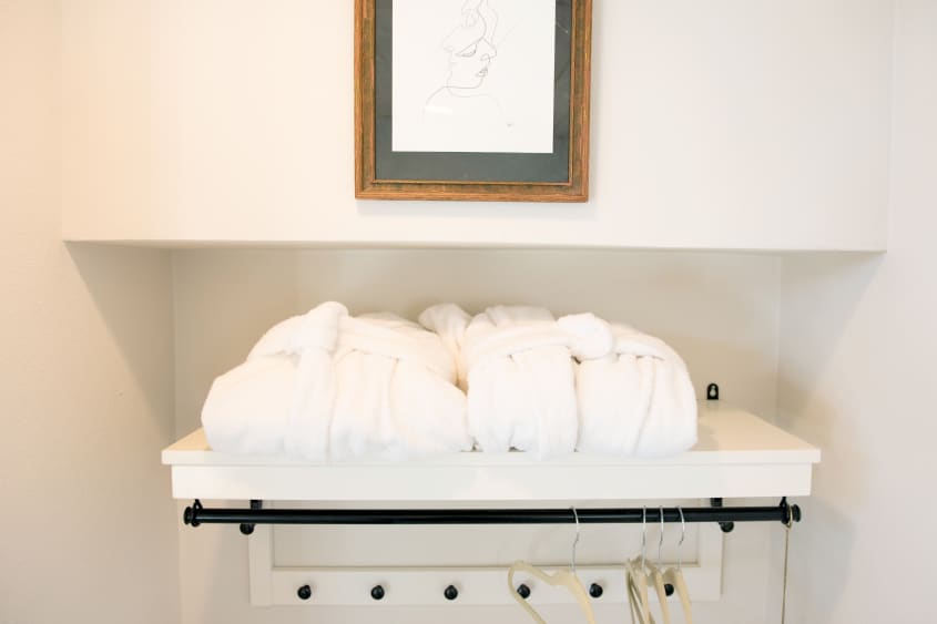 See This Custom-Designed, 264-Square-Foot Backyard Guest House ...