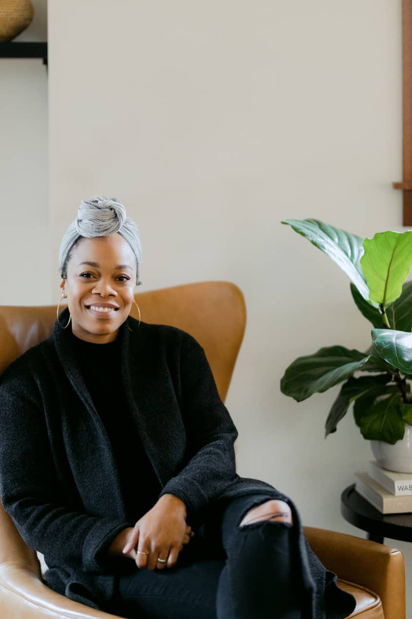 Restoration House Founder Kennesha Buycks Home Tour | Apartment Therapy