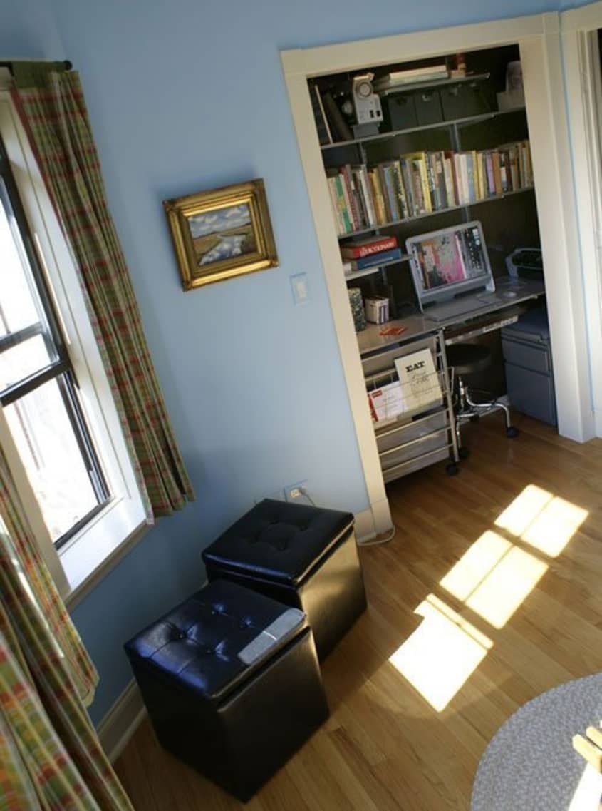Small Space Inspiration: 10 Closets Turned Workspaces & Home Offices ...