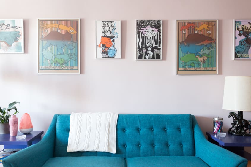 45 Fun Gallery Wall Ideas that Prove This Trend Isn't Over | Apartment ...