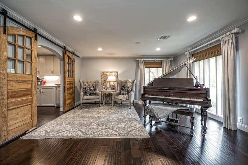 "Fixer Upper" Waco House for Sale Photos - April 2019 | Apartment Therapy