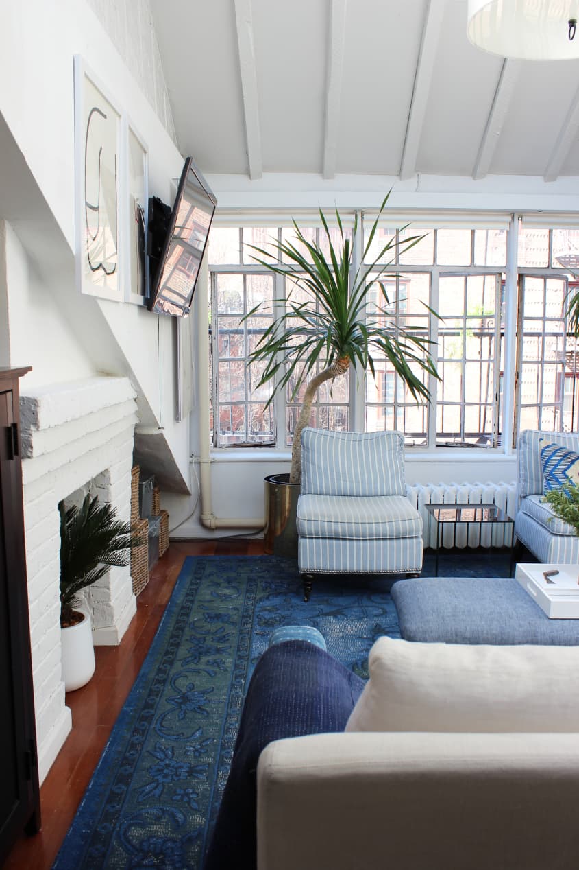 House Tour: A 350 Square Foot Bright NYC Studio | Apartment Therapy