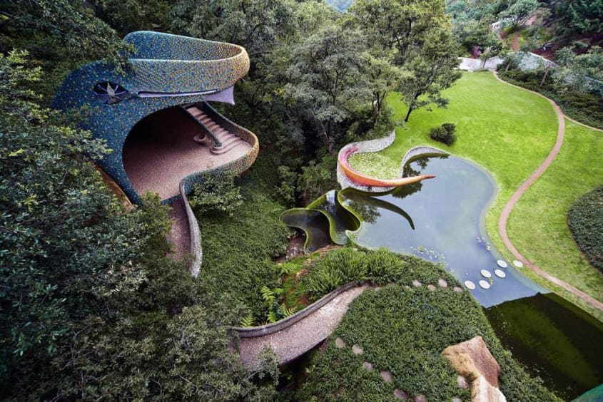 Snake Shaped House Mexico Airbnb - Photos | Apartment Therapy