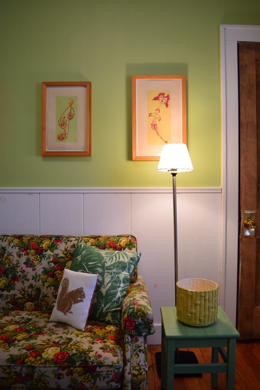 Lisa’s Artgoodies and Vintage Finds | Apartment Therapy