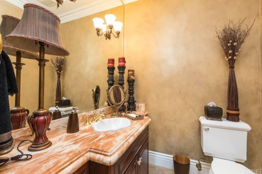 Tupac’s $2.6 Million Los Angeles Mansion Is For Sale | Apartment Therapy