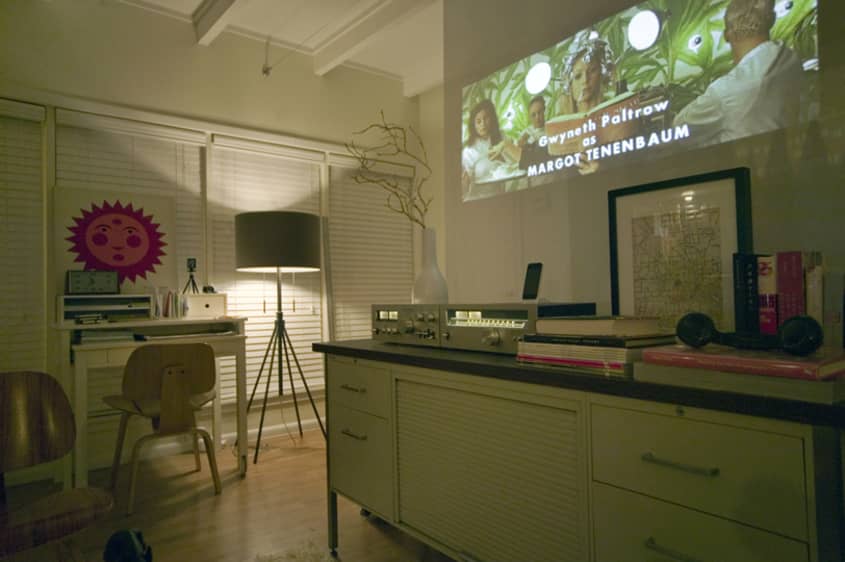 Houston Hi-Tech in a Small Space | Apartment Therapy