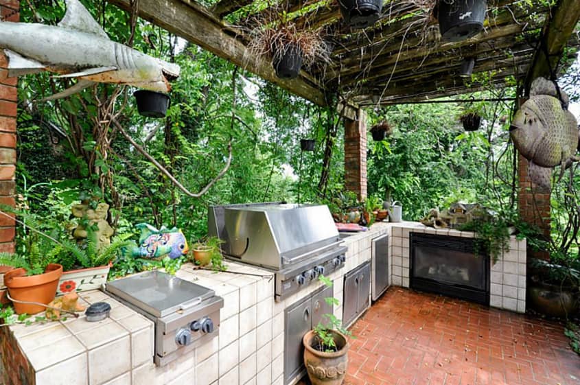 Can Someone Man(nequin)splain This House To Us? | Apartment Therapy