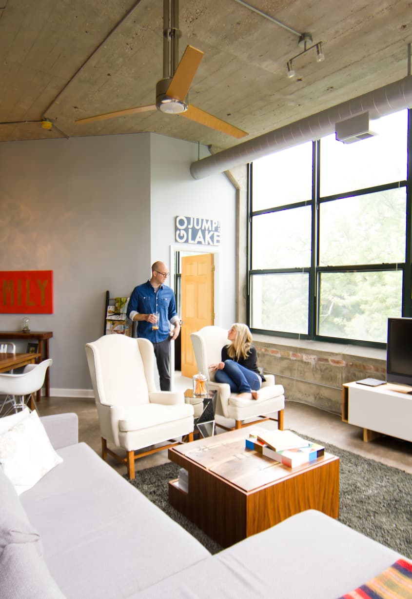 House Tour: A Dark and Dramatic Chicago Loft | Apartment Therapy