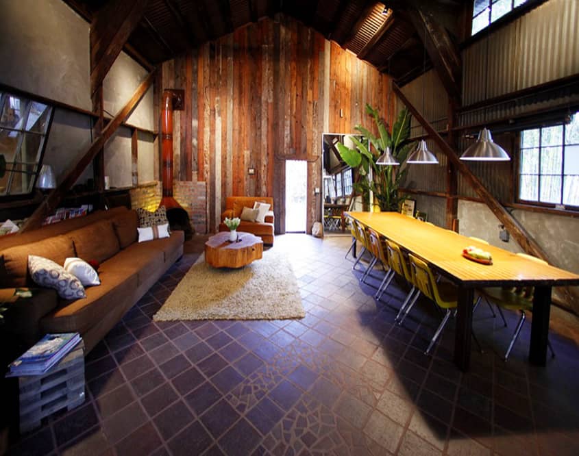 Corey’s Converted Barn | Apartment Therapy