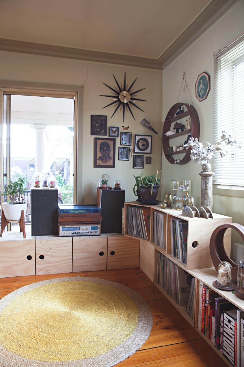 House Tour: A Vintage Retro Wonderland in Australia | Apartment Therapy