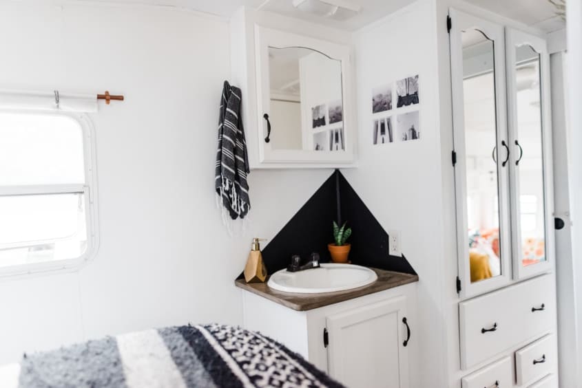 House Tour: A Couple and 4 Pets in a 188-square-foot RV | Apartment Therapy