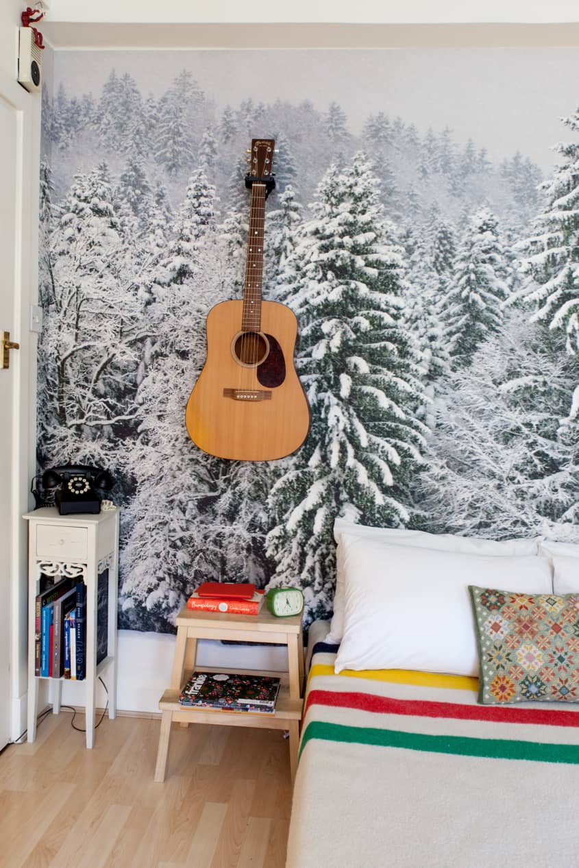 House Tour: A 270 Square Foot London Studio Apartment | Apartment Therapy