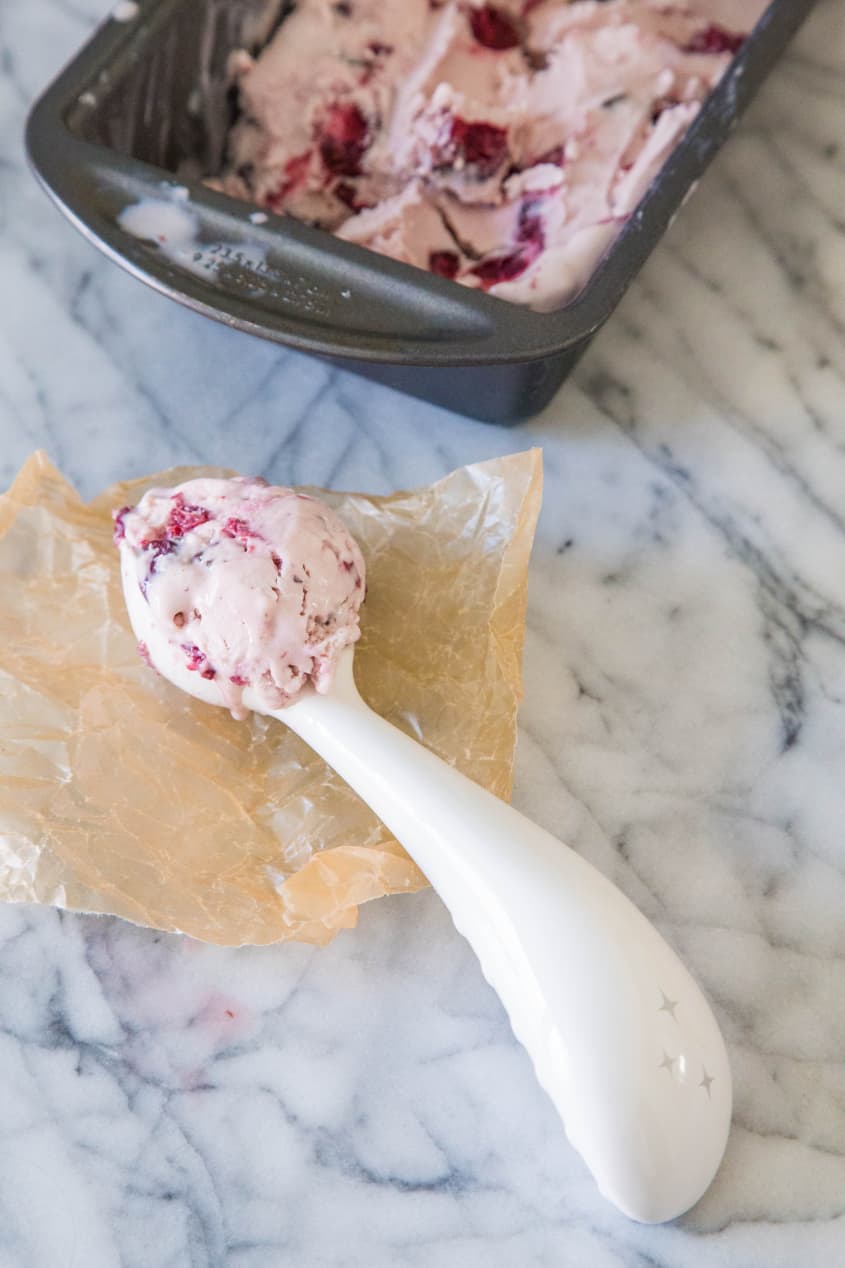The Midnight Scoop Is the Ferrari of Ice Cream Scoopers | The Kitchn