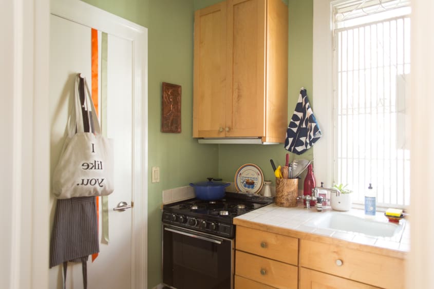 House Tour: A 420-Square-Foot New York Studio | Apartment Therapy