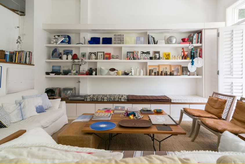 House Tour: A Stylist's Lush, Tropical Gem in Rio de Janeiro ...