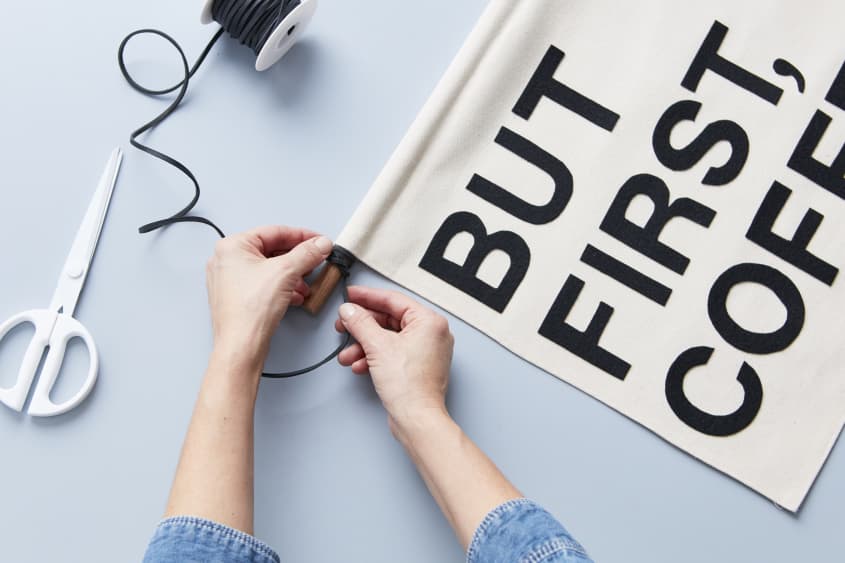 How to Make a Buzz-Worthy Hanging Wall Banner | Apartment Therapy