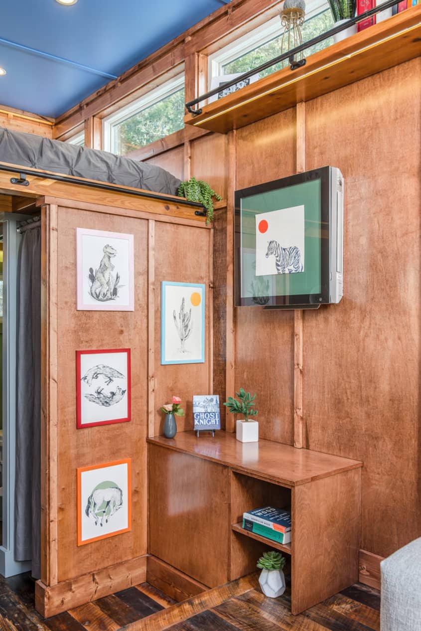 Tiny House Cabin Library Writers Retreat Photos | Apartment Therapy