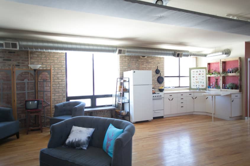 House Tour: A Clever DIY Loft in Chicago | Apartment Therapy