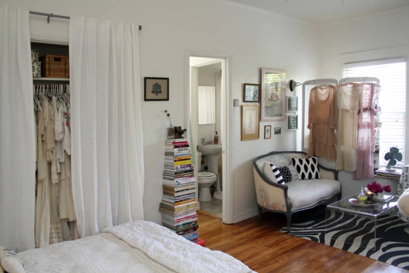 House Tour: A Tiny Vintage Studio in Los Angeles | Apartment Therapy