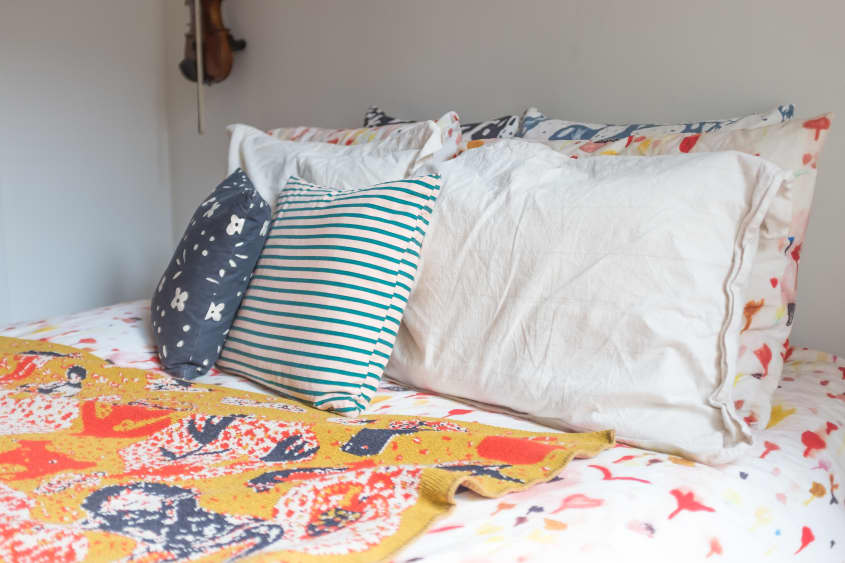 House Tour: An Artist's Live-Work Apartment in Chicago | Apartment Therapy