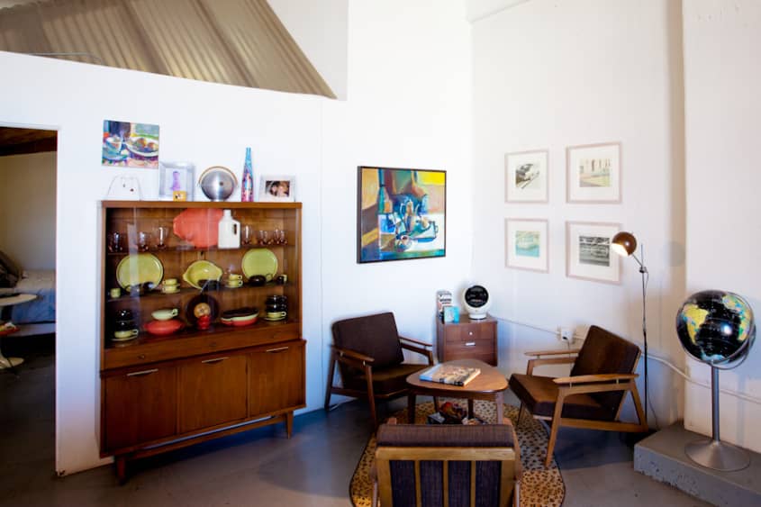 Kelly’s Retro Artist Loft in Downtown LA | Apartment Therapy