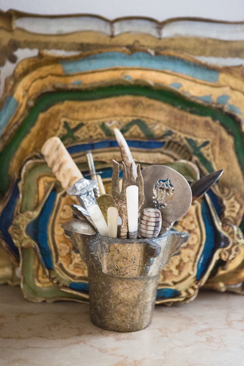 House Tour: A Global & Gorgeous Italian Apartment | Apartment Therapy