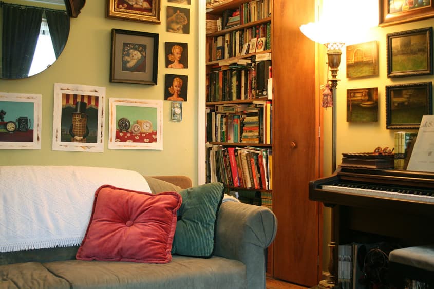 Lisa’s Artistic Time Capsule | Apartment Therapy