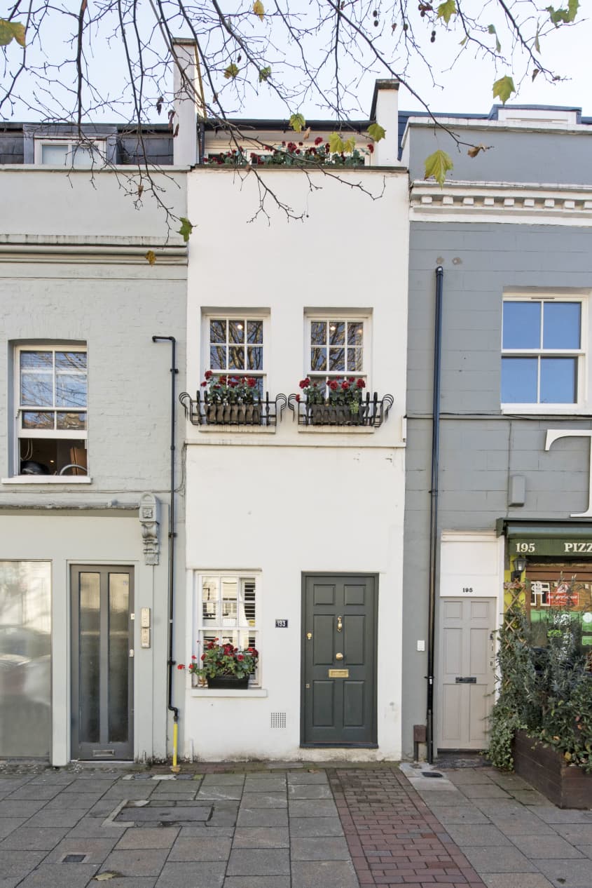 London Skinny Gap House For Sale Photos | Apartment Therapy