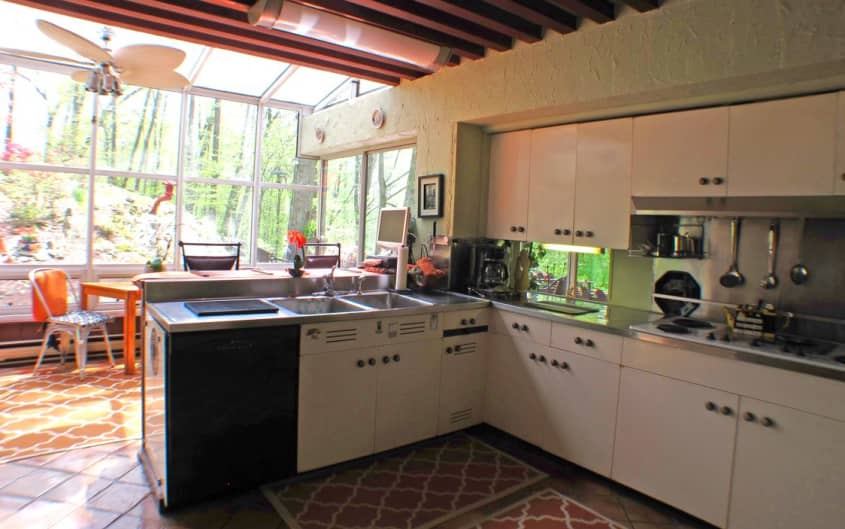 You Can Live in a Frank Lloyd Wright Usonian Community for $1.2 Million ...