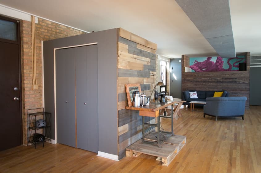 House Tour: A Clever DIY Loft in Chicago | Apartment Therapy