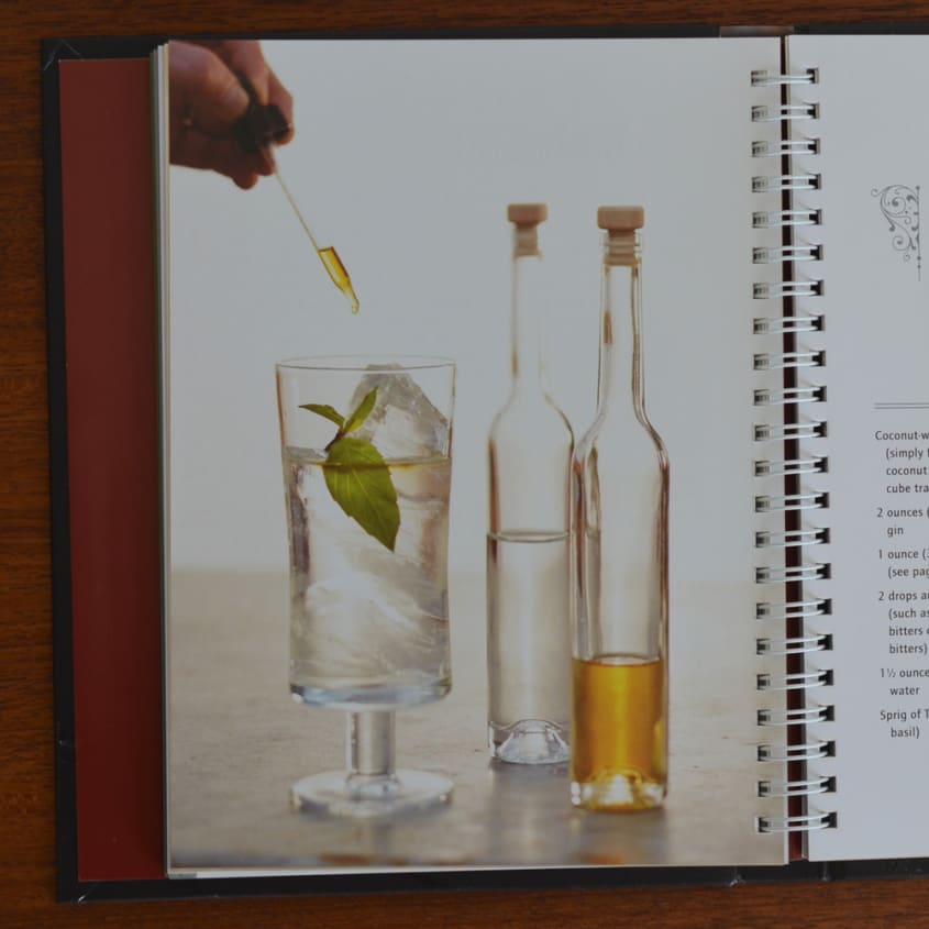 Apothecary Cocktails: Restorative Drinks from Yesterday and Today by ...