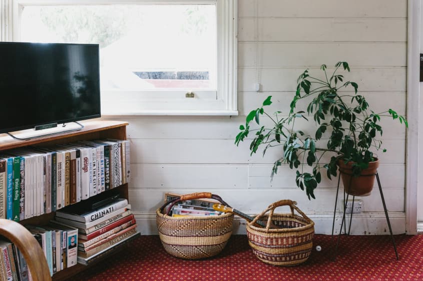 House Tour: A Relaxed Coastal Cottage in Australia | Apartment Therapy