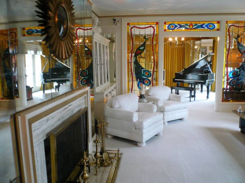 E’s Graceful Time Capsule | Apartment Therapy