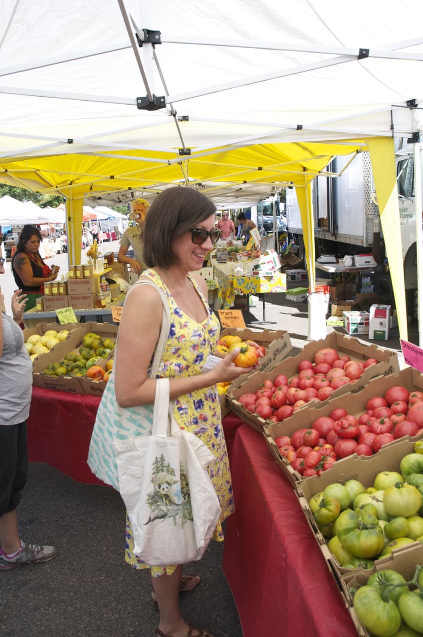 6 Ways to Maximize Your Trip to the Farmers Market | The Kitchn