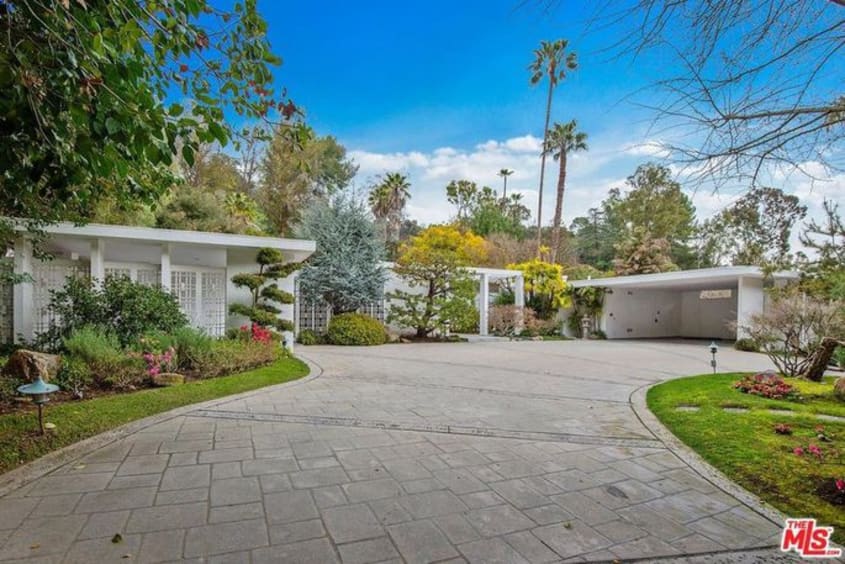 Mike Brady's Bachelor Pad Brady Bunch House for Rent | Apartment Therapy