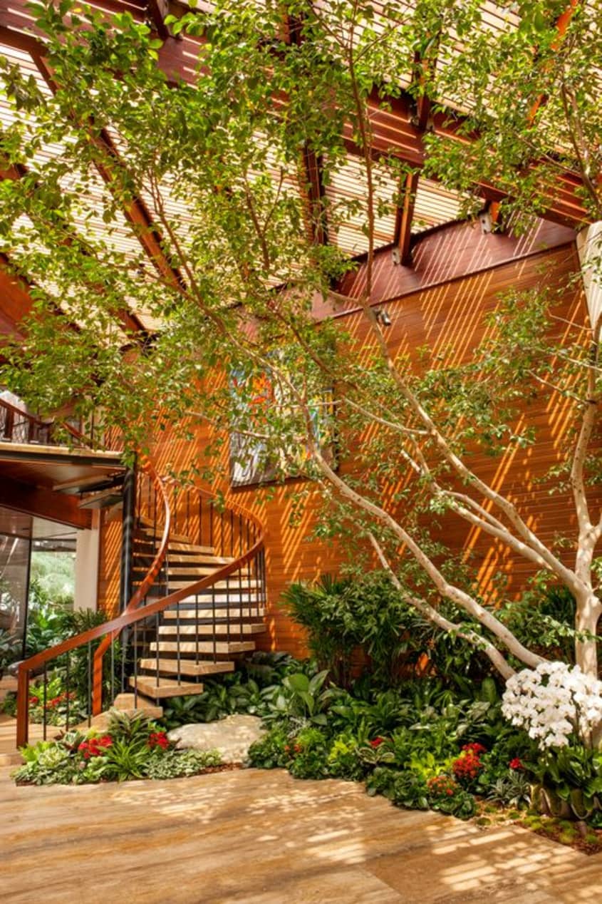 Johnny Carson’s Former Malibu Estate Asks $81.5 Million | Apartment Therapy