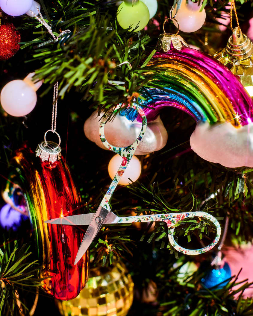 2018’s Biggest Viral Moments As Christmas Tree Designs | Apartment Therapy