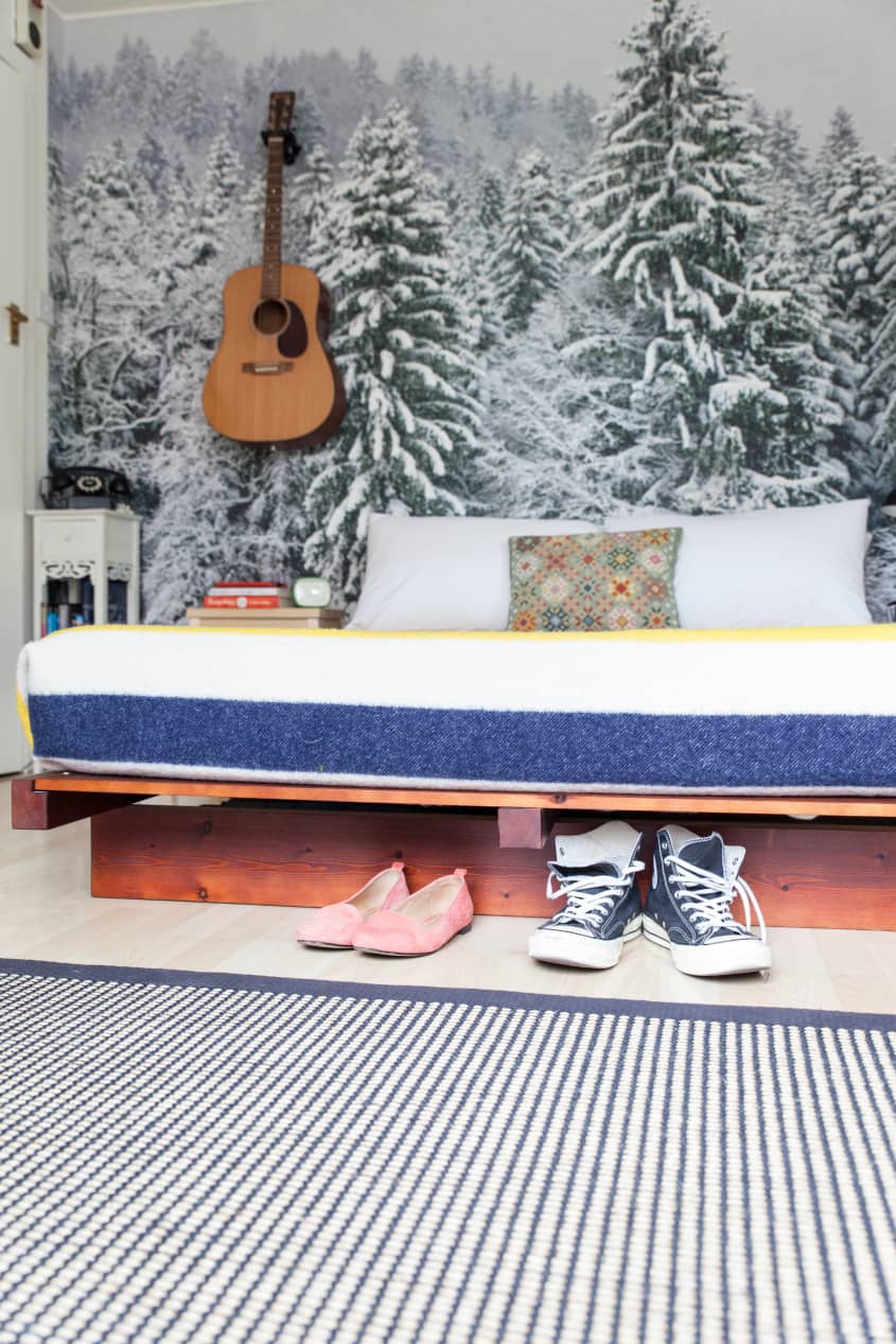 House Tour: A 270 Square Foot London Studio Apartment | Apartment Therapy