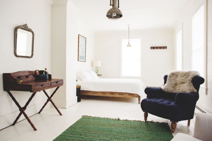 Hotel Tour: A Rustic Inn's Guest Rooms & Cottage | Apartment Therapy