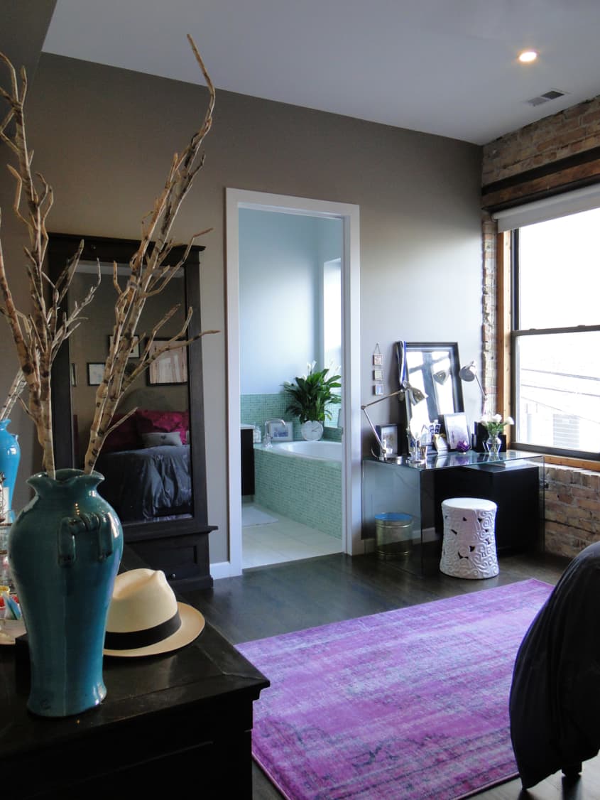 Ashley’s Chic & Funky Loft | Apartment Therapy