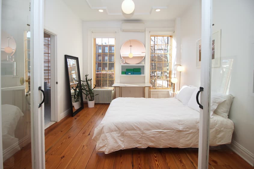 Rent Robert Mapplethorpe & Patti Smith's Old Apartment | Apartment Therapy