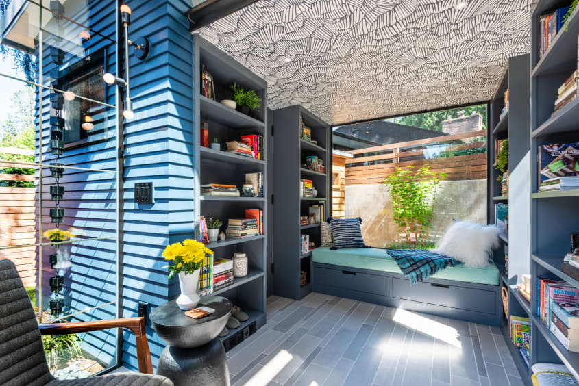 Tiny House Backyard Library Reading Retreat Photos | Apartment Therapy