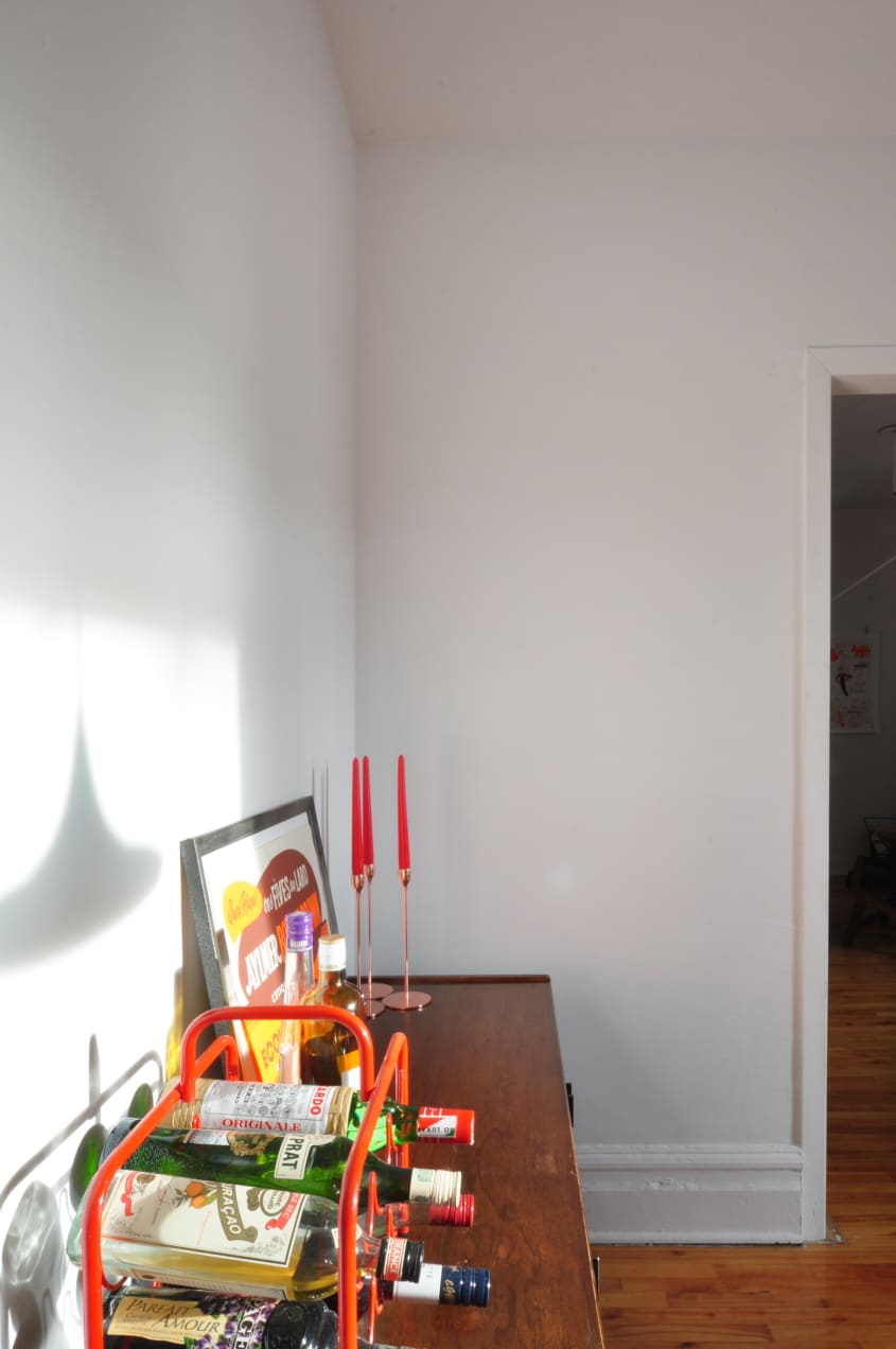 House Tour: A Modern and Minimal Montreal Apartment | Apartment Therapy